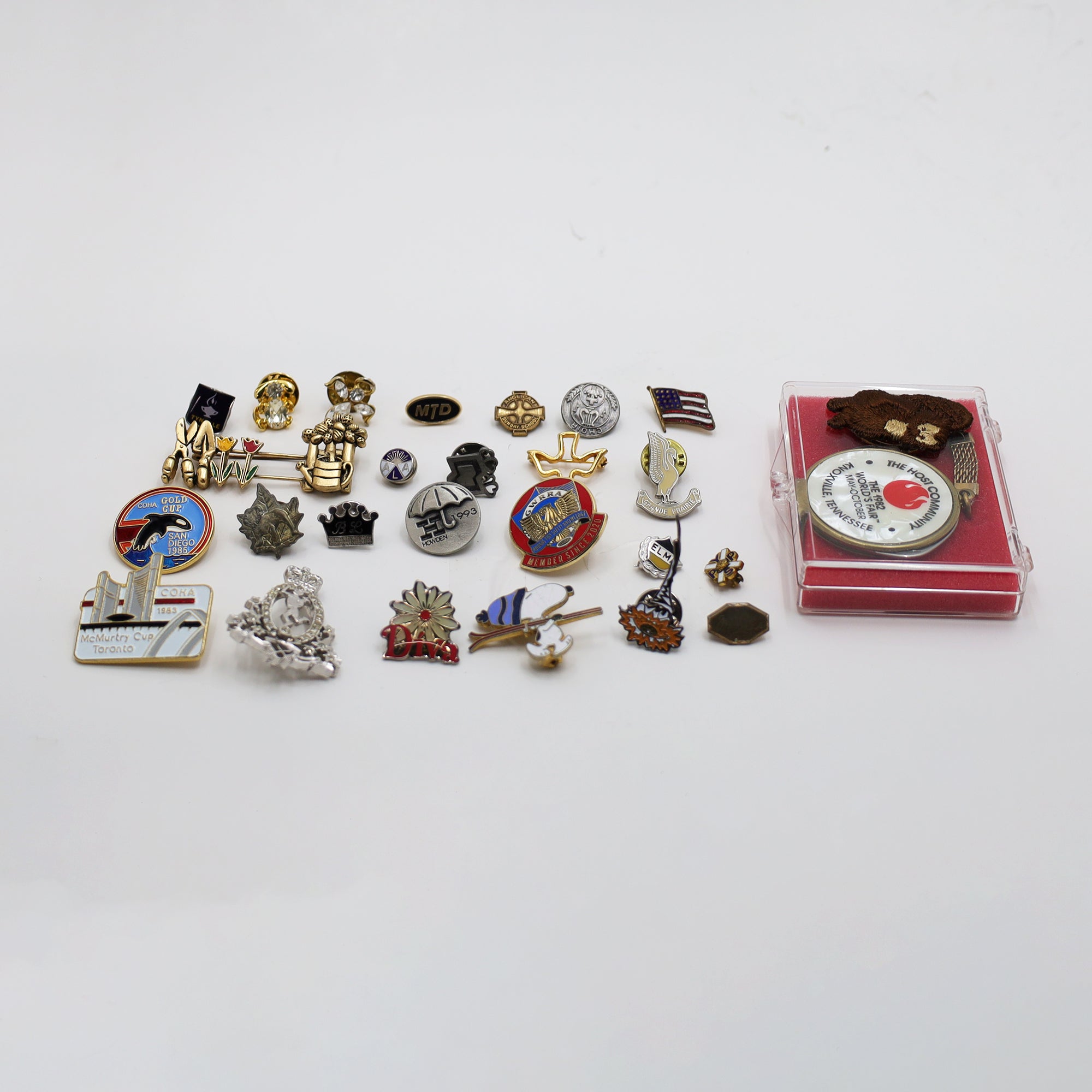 Lot of Assorted Pins and a Keychain! 26pcs (Sold As Is) – Colonial ...